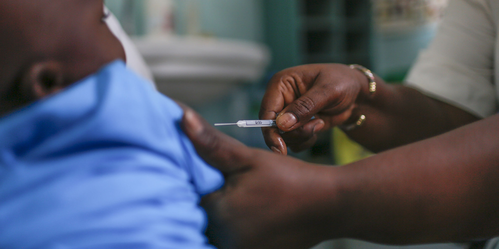 What is the difference between efficacy and effectiveness? | Gavi, the ...